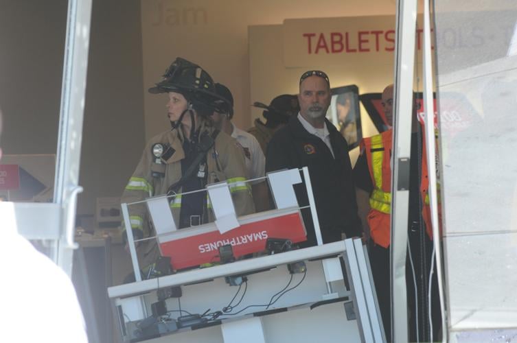 Car crashes through Verizon Wireless store in Nampa | Complete news ...
