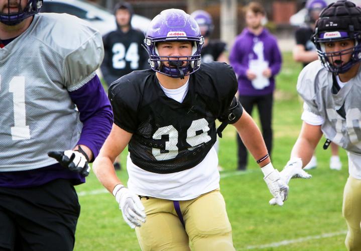 Yotes' Tanner Leaf embracing tough competition at linebacker | Idaho ...