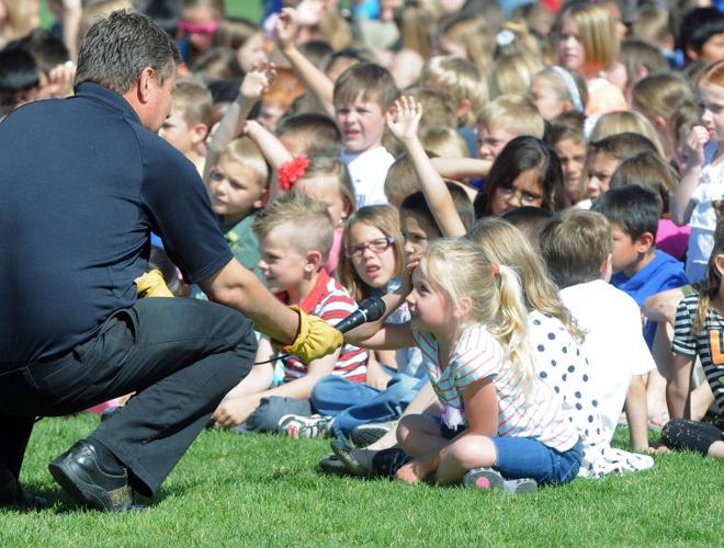 Hot Air Balloon Demo at Andrus Elementary | Photo Gallery | idahopress.com