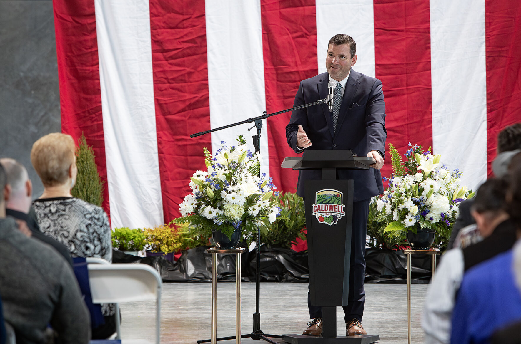 Caldwell mayor lauds city's accomplishments, honors its people at state ...