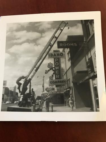 Lytle Signs lights up America, first with neon, now with LED | Meridian ...