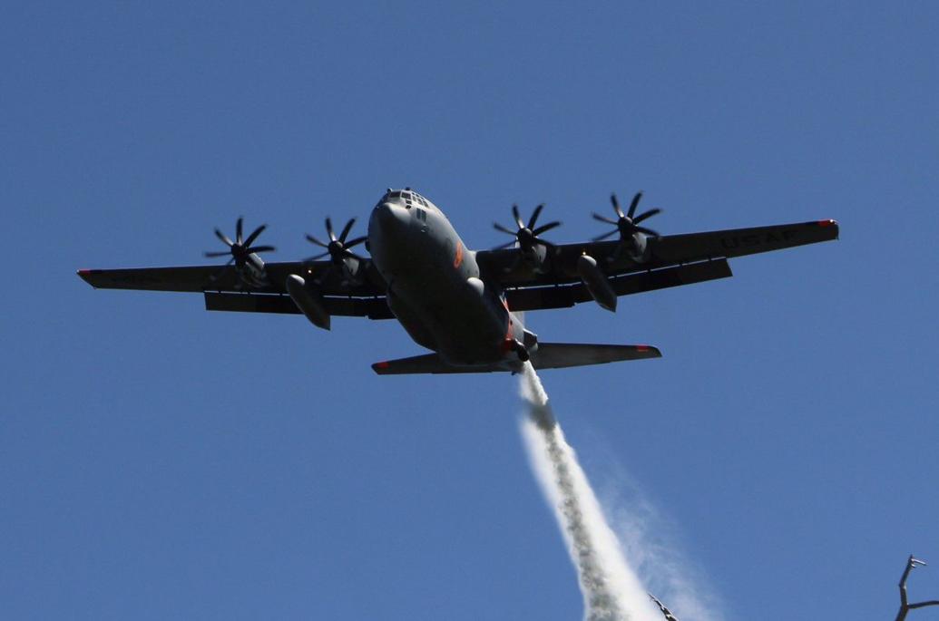 3rd big firefighting aircraft mobilized, as nation's wildfire season ...