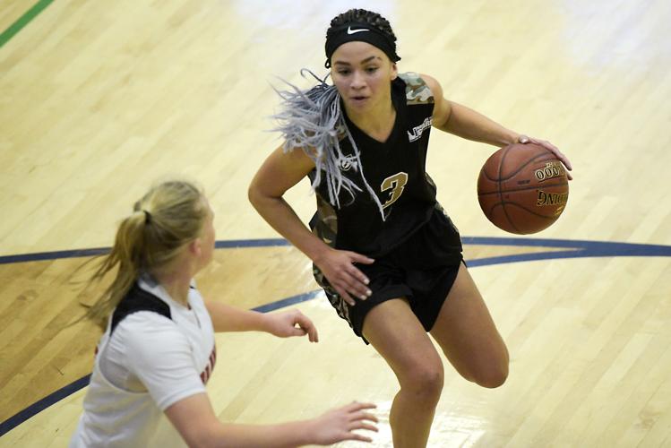 Mountain View’s Darian White used basketball to overcome personal ...