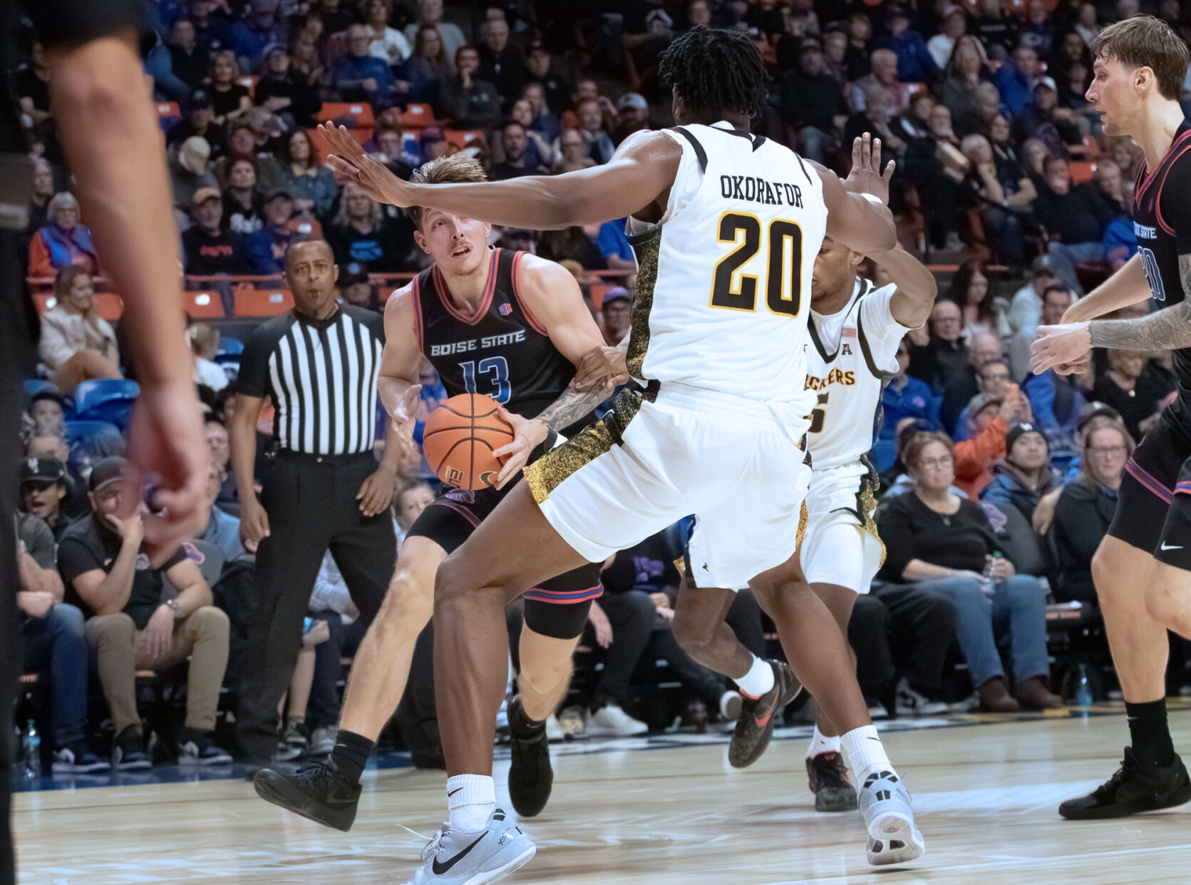 Broncos set for big opportunity in Maui Invitational | Boise State ...