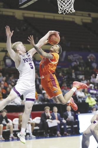 Yotes survive scare from Ottawa (Ariz.) to move on to title game ...