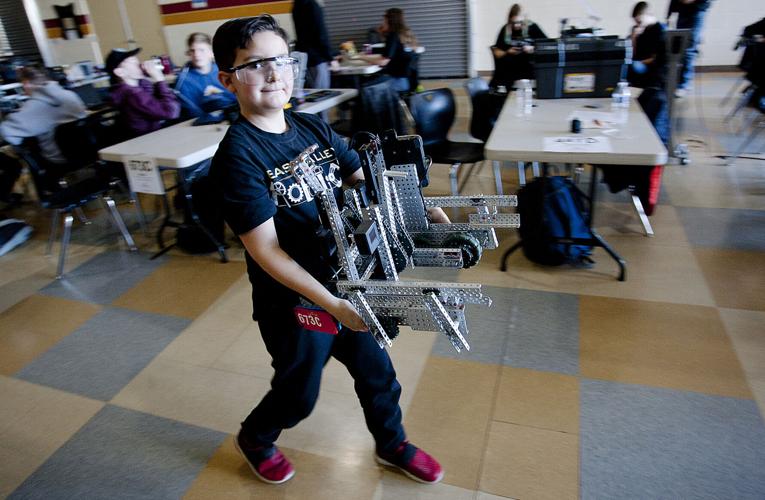 Nampa school hosts Idaho's first middle school robotics state ...