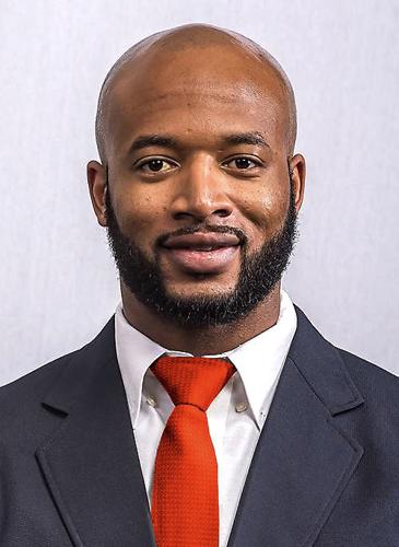 Broncos hire former NFL defensive back Jalil Brown as cornerbacks coach ...