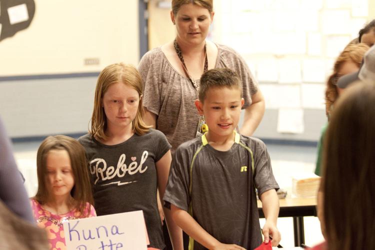 Reed elementary students display science projects | Local News ...