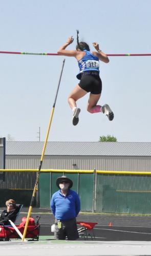 EHS freshman brings home pole vault gold from State | Local Sports ...