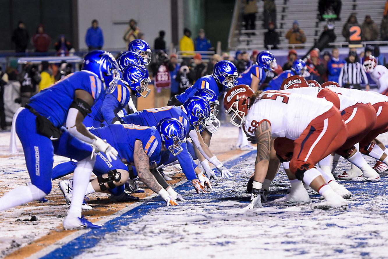 Home games early, tough road finish await Boise State football team in ...