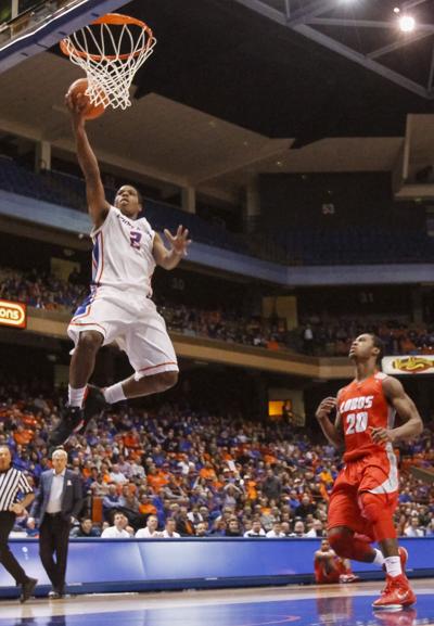 Broncos sink Lobos with the long ball | Sports | idahopress.com