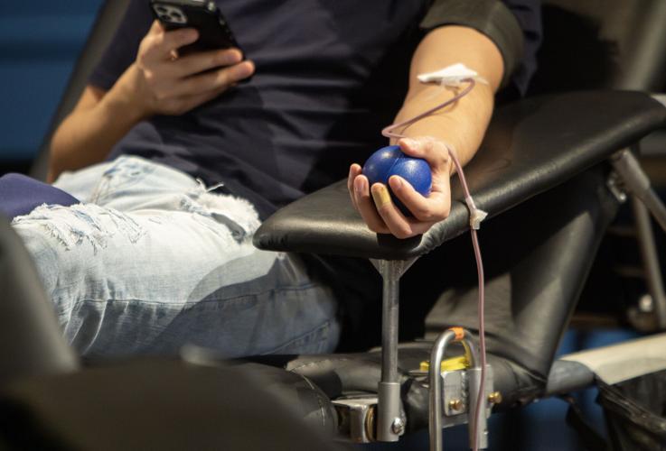 'Give the gift of life': Red Cross hosts largest blood drive of the ...