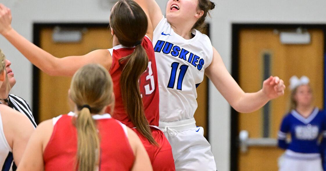 Emmett girls basketball faces early gauntlet with limited experience ...