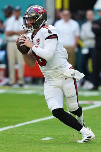 Buccaneers Dolphins Football | National Sports | idahopress.com