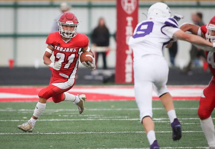 Homedale passes first test with new quarterback in season-opening win ...