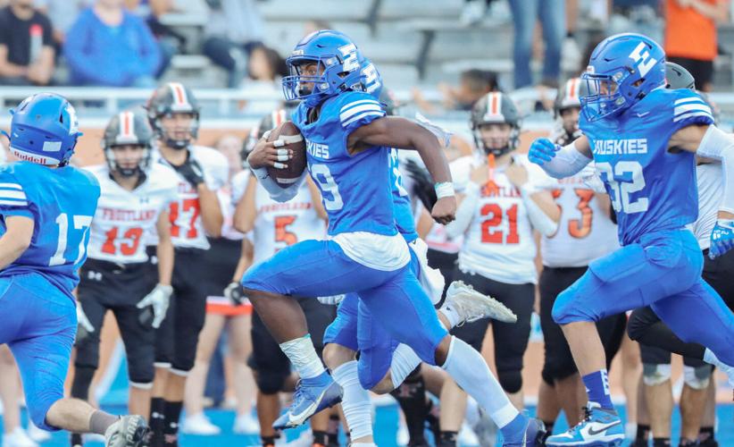 Huskie Blue survives rivalry game on the Blue in Boise | Local Sports ...