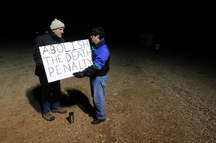 The execution of Paul Ezra Rhoads | Photos | idahopress.com