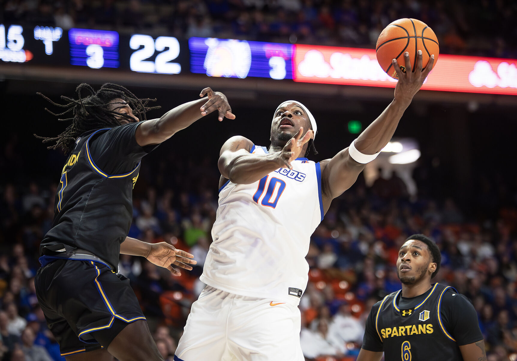 Ugbo breaks out with 12 points in Boise State win | Boise State ...