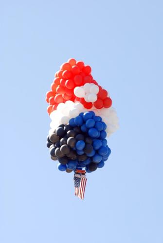 Weather stops tandem lawn chair balloon flight | National News ...