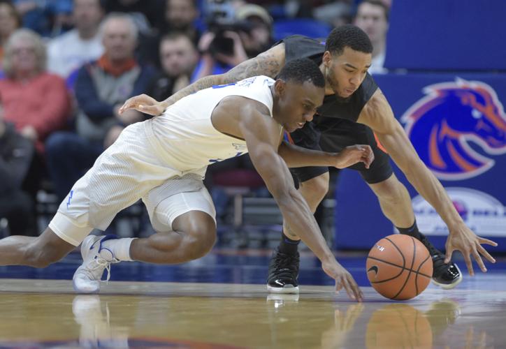 Broncos bounce back, end two-game losing skid with blowout win against ...