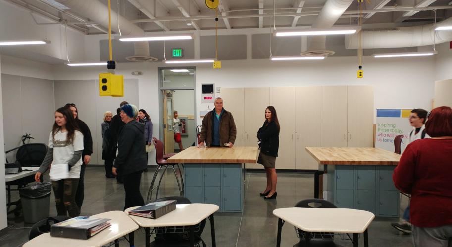 Pathways Middle moves from portables into new building | Local News ...