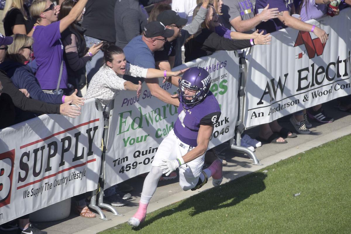 Yotes look to set Simplot Stadium attendance record in Homecoming game ...