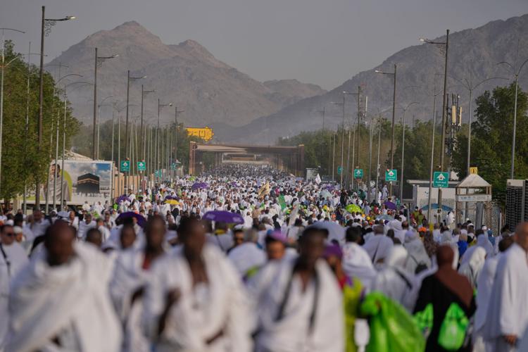 Muslim pilgrims converge on Mount Arafat in Saudi Arabia as the Hajj ...