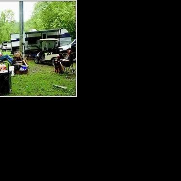 Trailers offer temporary home as flood victims plan future | Transports ...