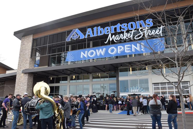 Albertsons Market Street hosts grand opening | Planning & Construction ...