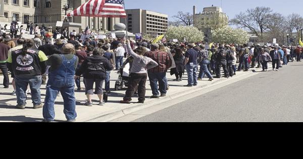 Hundreds defy Idaho's stay-at-home order at Capitol protest Friday ...