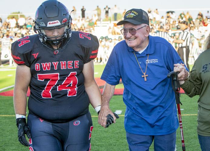 A three-war veteran honored by local school tells his story | Local ...