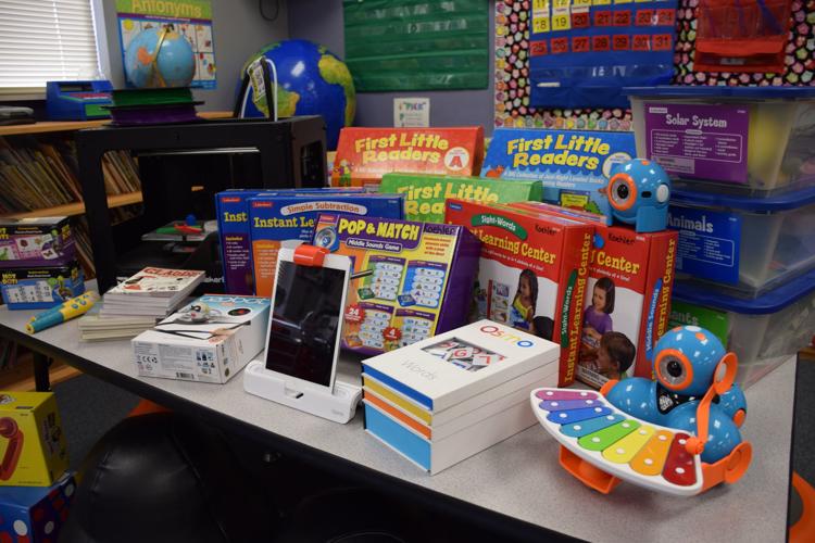 With so many teachers crowdfunding for classroom supplies, Middleton ...