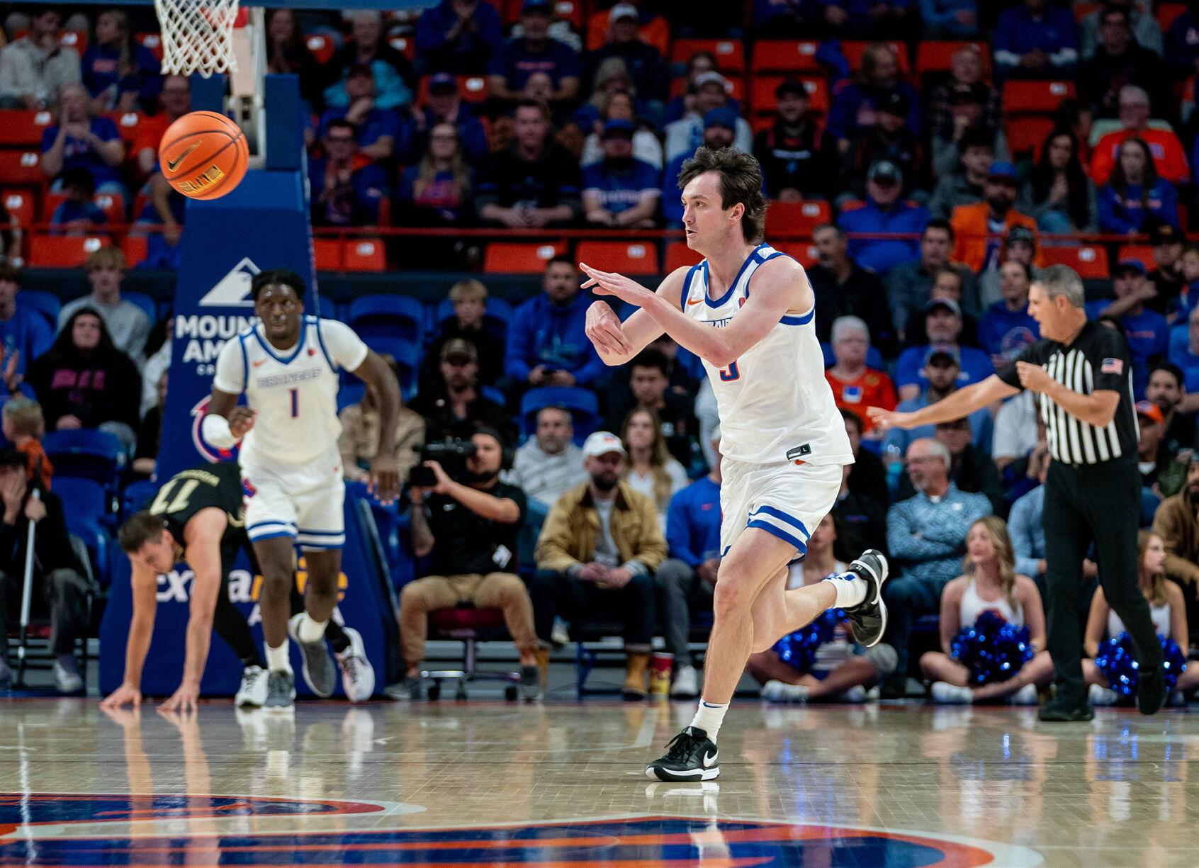 Brothers RJ and Howie Keene face off as Boise State hosts Montana State ...
