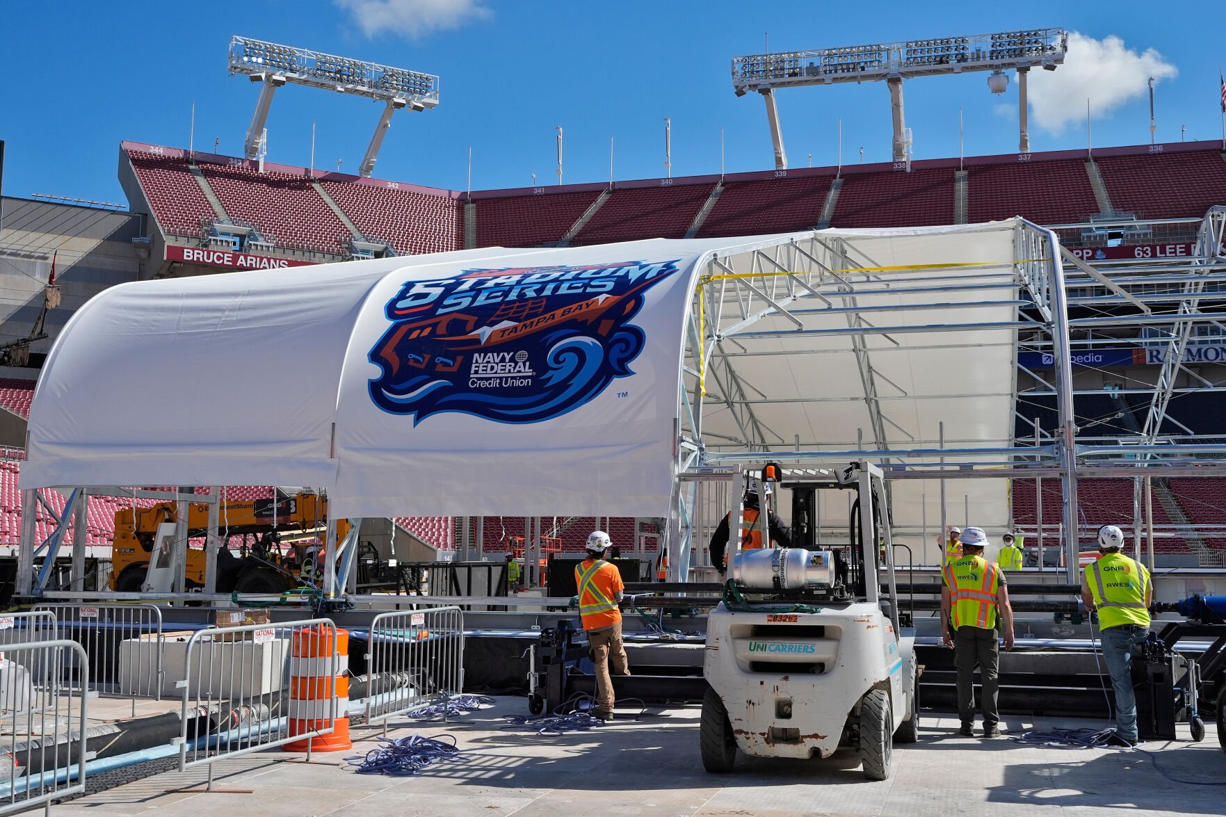 Stadium Series Hockey | National Sports | idahopress.com