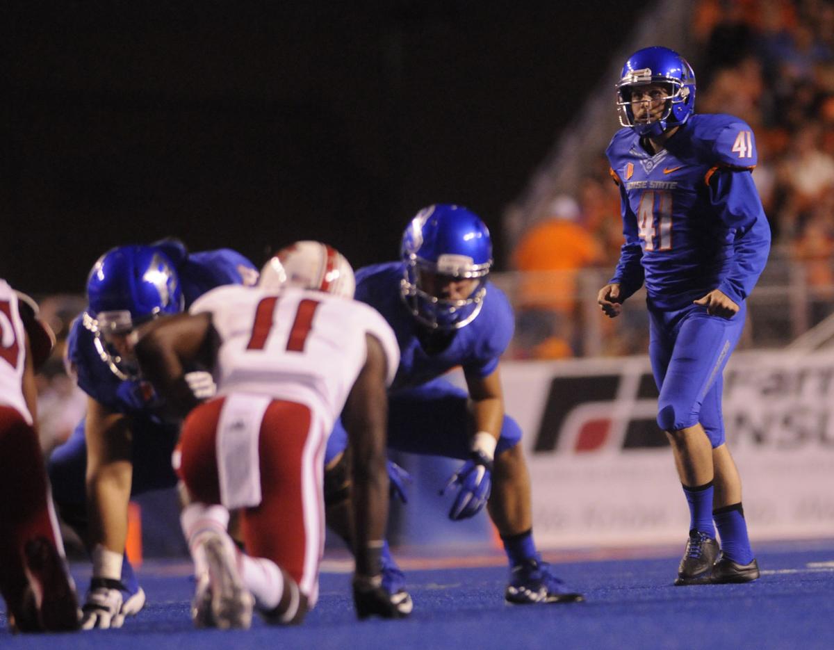 Boise State kicker Goodale pulling double duty as hoops manager ...