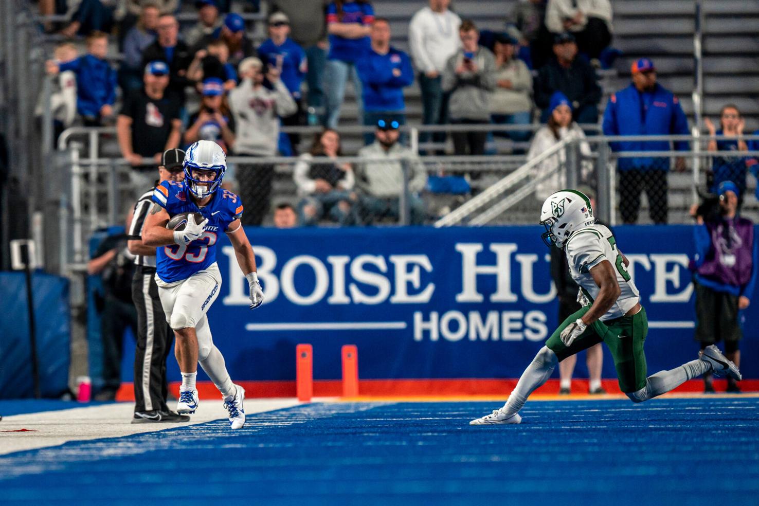 After six years, Tyler Crowe gets to celebrate his first touchdown on ...