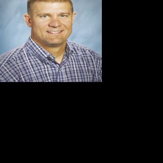 Mountain View promotes Brian Compton from OC to football coach | High ...