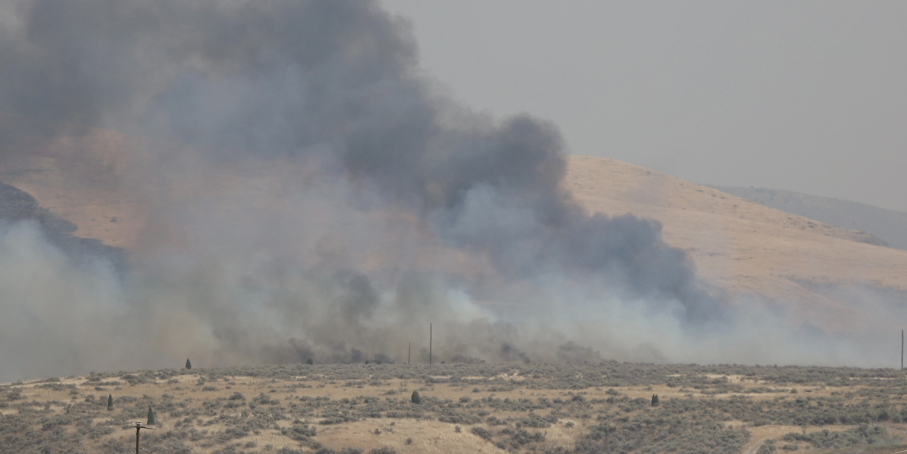 Firefighters with help from air tankers gain upper hand on 8,700-acre ...