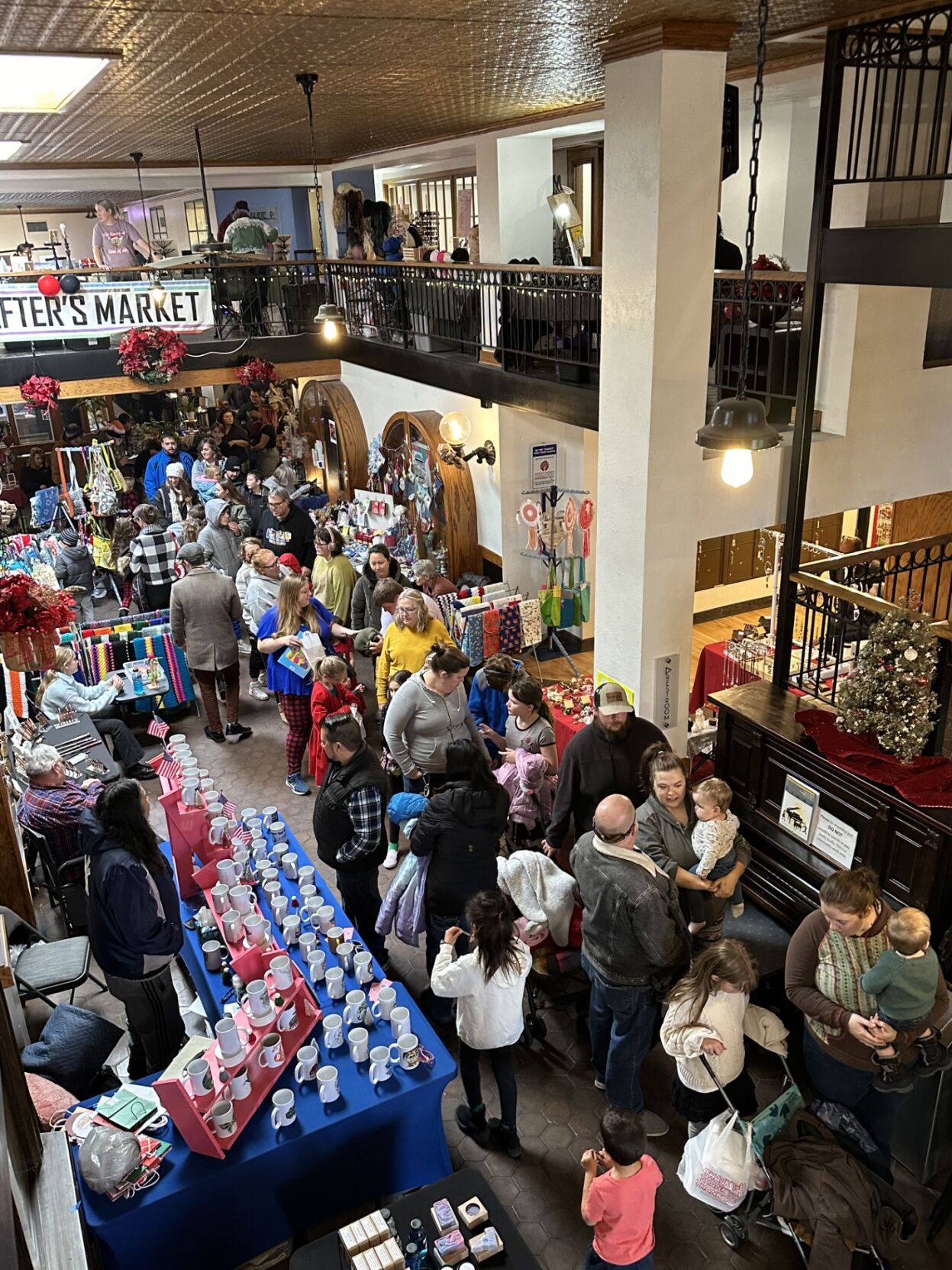 Christmas Night Light Parade in downtown Pocatello will kick off ...