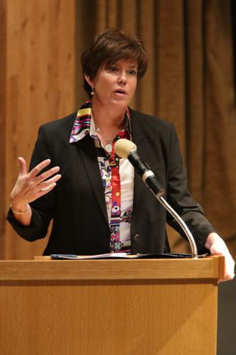 Otter reflects on tenure, calls for civility | Local ...