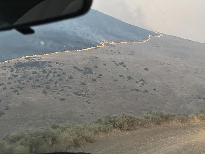 Fire spanning 118,000 acres leads to smoke-filled skies, evacuations ...