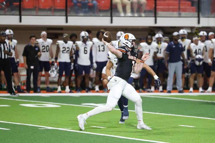 Photos of ISU vs. Montana State football game at ICCU Dome in Pocatello ...