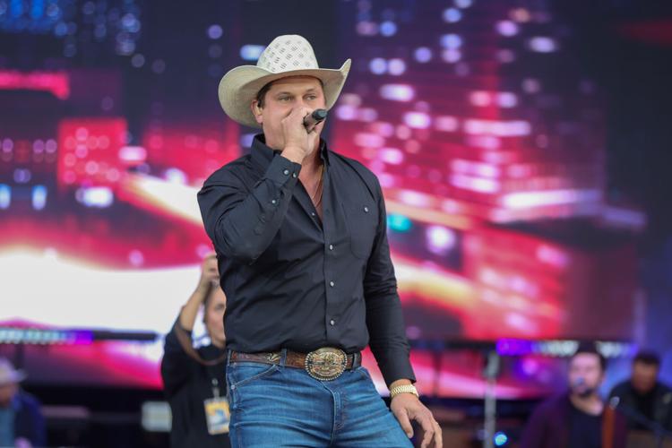 Photos of Jon Pardi concert at Portneuf Health Trust Amphitheatre in ...