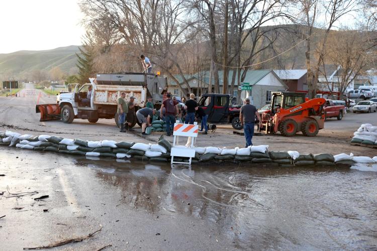 PHOTOS: Inkom tries to hold back floodwaters | Freeaccess ...