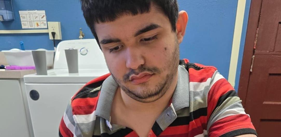 Family: Victor Perez has passed away after being removed from life ...