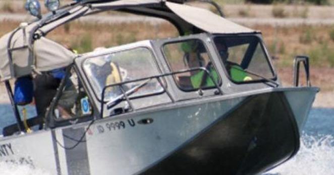 Emergency crews respond to body found on Snake River bank as search ...