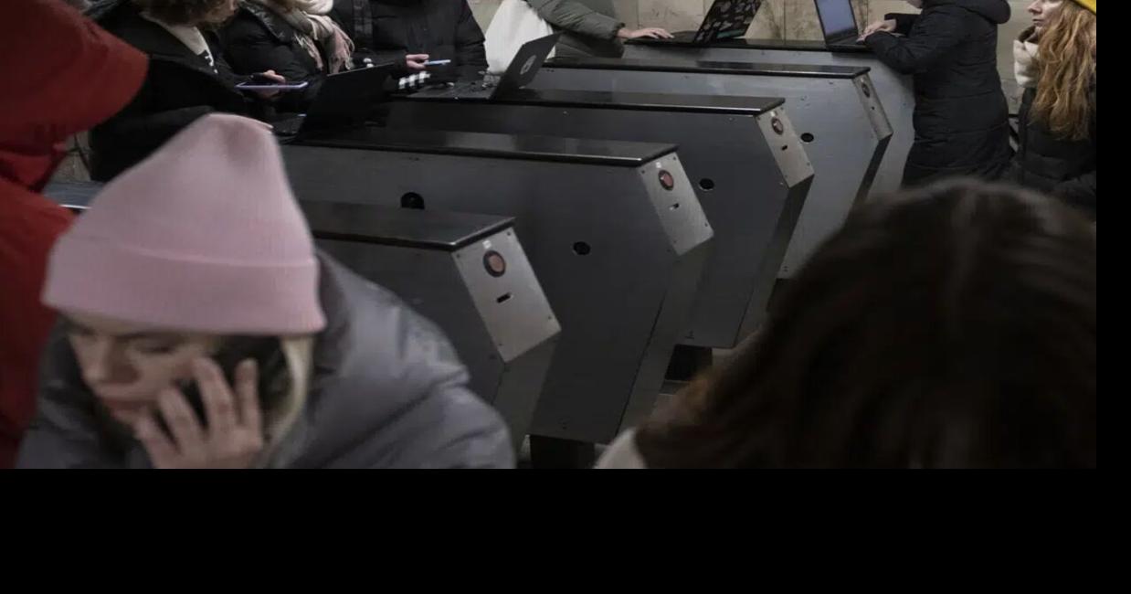 Kremlin: Ukraine attacks air bases deep inside Russia | Local ...