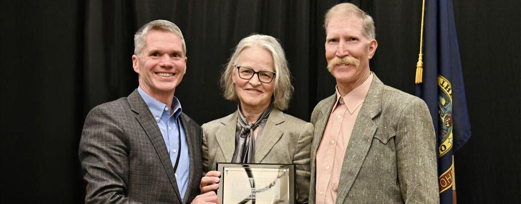 Blackfoot ranchers Mark and Wendy Pratt receive award from Western ...