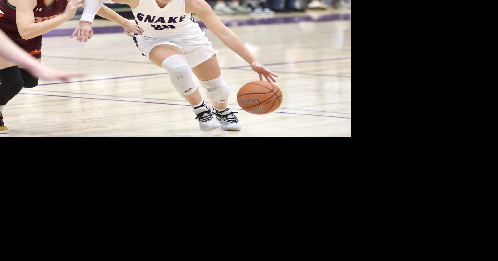 Snake River's Rylie Edlefsen is finding patience to attack the junk ...