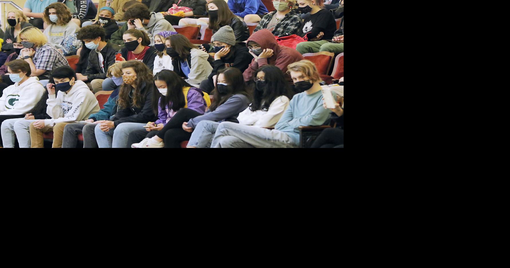 Anti-school 'indoctrination' bill clears Senate, heads to governor ...